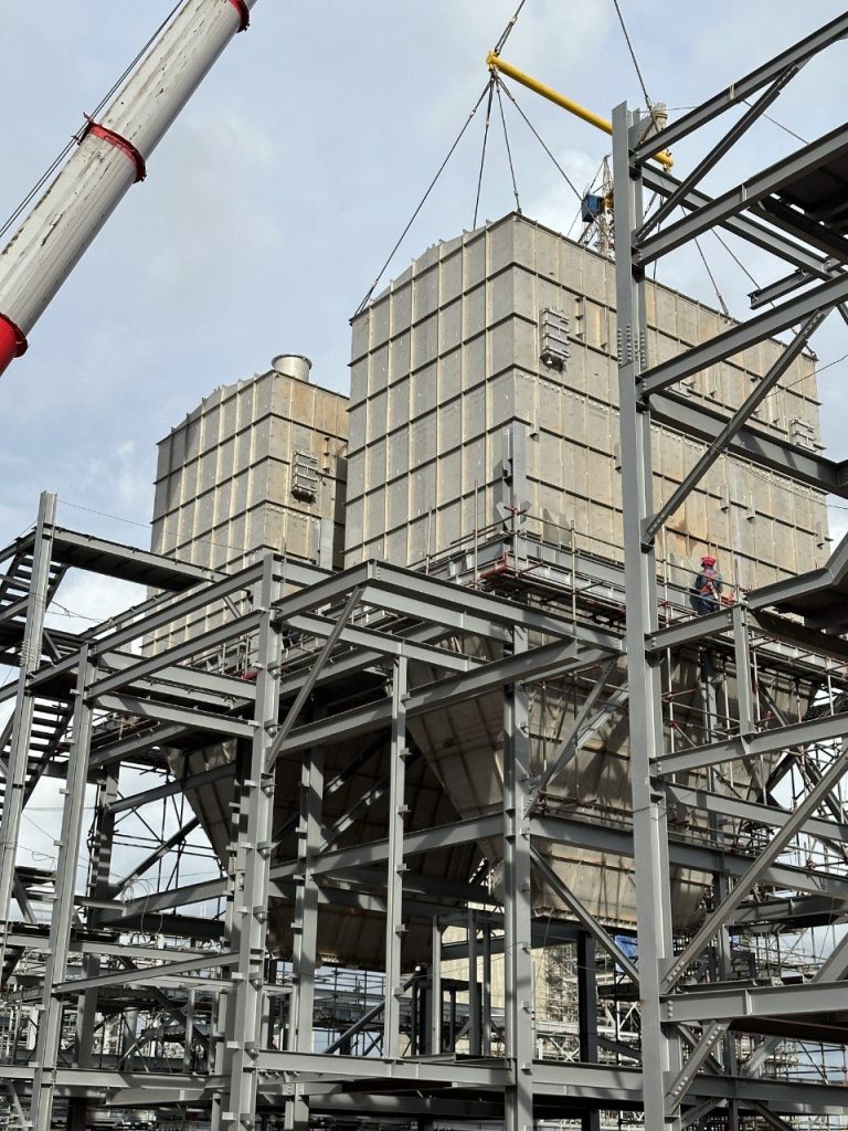 INDUSTRY – Steel Builder